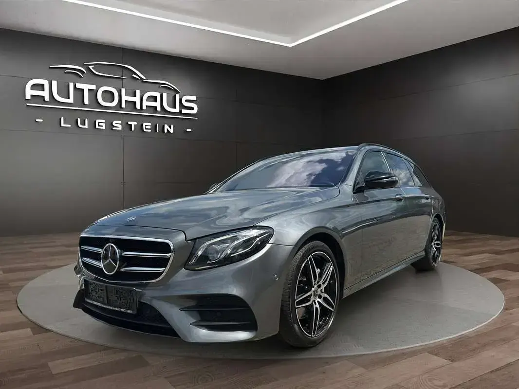 Gebraucht Mercedes E200 AMG line 197 PS (2019) in Strasswalchen, AT - € ...