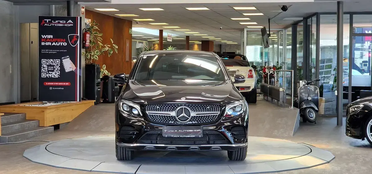 Gebraucht Mercedes GLC300e AMG 245 PS (2017) in Dornbirn - € 32.480 ...