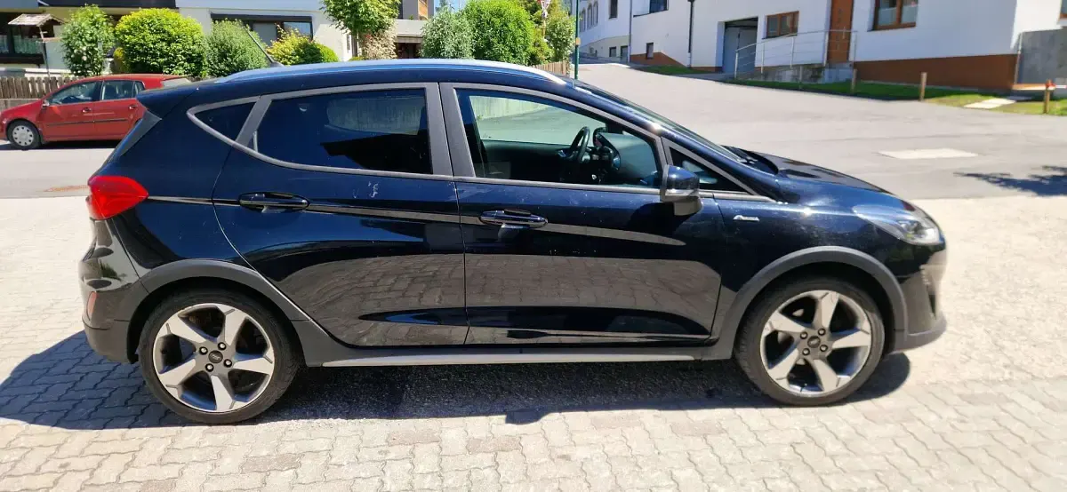 Gebraucht Ford Fiesta Active 86 PS (2018) in Kufstein, AT - € 9.800 ...