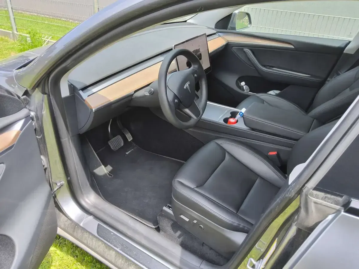 Gebraucht Tesla Model Y Long Range AWD 514 PS (2023) in Eisgarn, AT - € ...