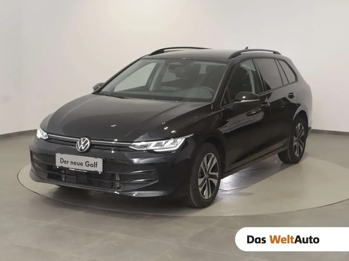 Neu VW Golf VIII Business 116 PS (2026) in Zellberg - € 27.990 | AutoUncle