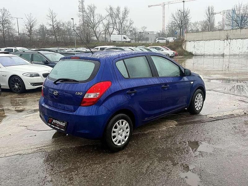 Gebraucht 2011 Hyundai i20 Life 77 PS Limousine – 1210 Wien, AT ...