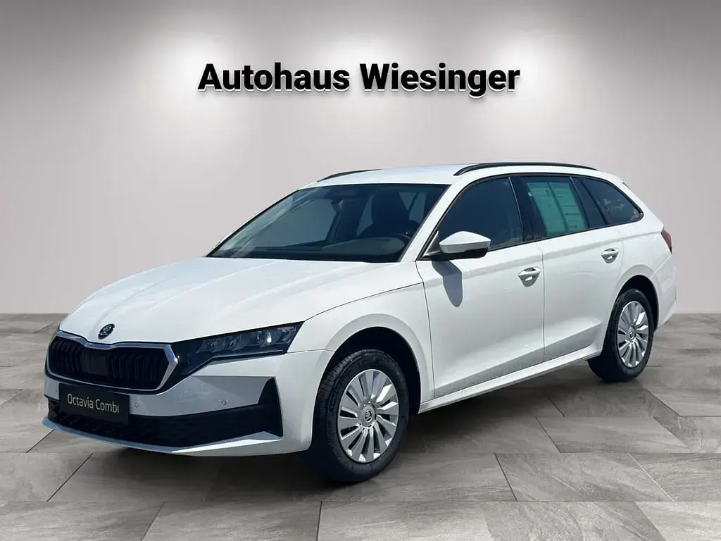 Neu Skoda Octavia Essence 115 PS (2026) in Gänserndorf - € 29.346 ...