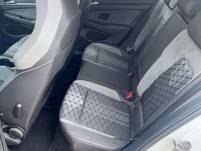 Gebraucht 2020 VW Golf R-line 150 PS Limousine – 7000 Eisenstadt ...