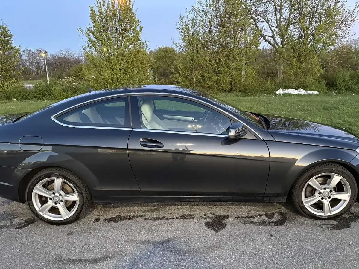 Gebraucht Mercedes C250 204 PS (2015) in Wien . - € 7.000 | AutoUncle