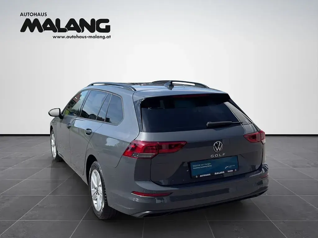 Gebraucht VW Golf VII Life 115 PS (2020) in Hard - € 19.970 | AutoUncle