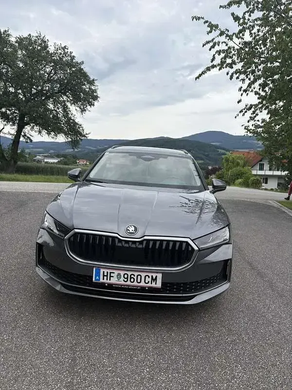 Gebraucht Skoda Superb Selection 150 PS (2024) in Pöllau, AT - € 31.999 ...