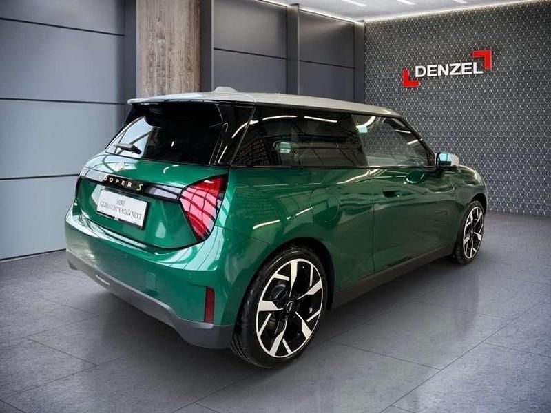 Gebraucht 2024 Mini Cooper SE 218 PS Kleinwagen – 2380 Perchtoldsdorf ...