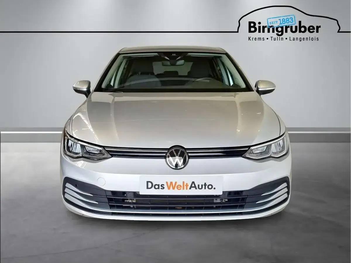Gebraucht VW Golf VIII Life 110 PS (2023) in Tulln - € 23.990 | AutoUncle