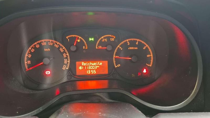 Gebraucht 2012 Opel Combo 90 PS Van – 9500 Villach (Händler) – € 3.990 ...