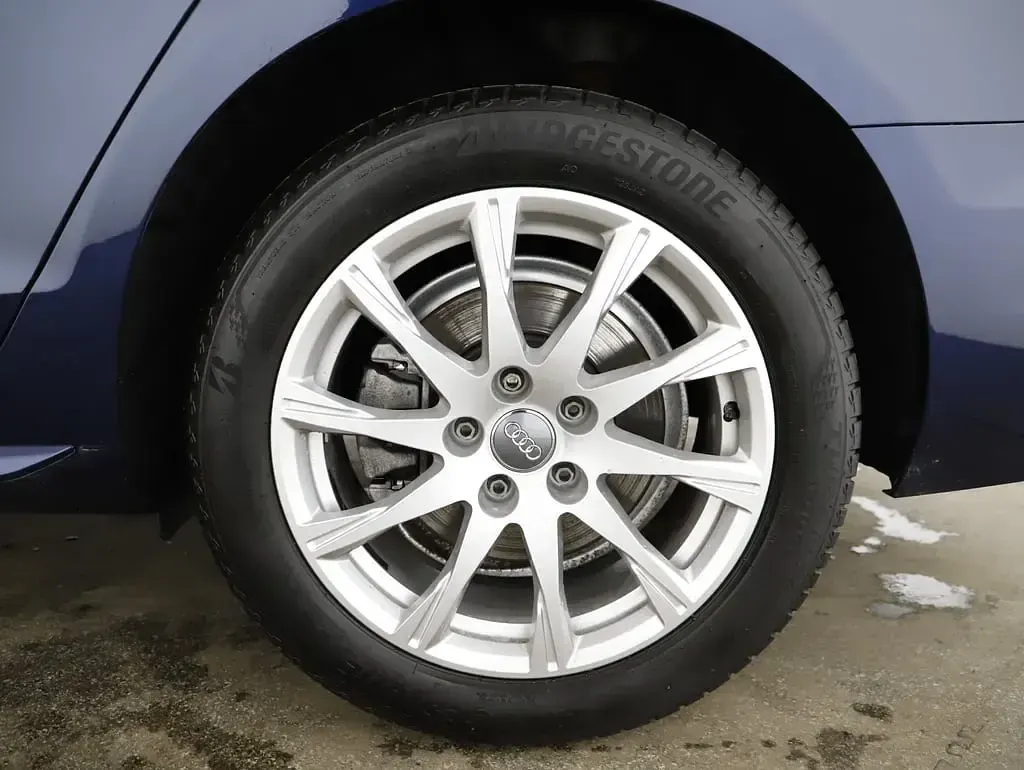Gebraucht Audi A4 Advanced 163 PS (2021) in Maria Enzersdorf - € 21.990 ...
