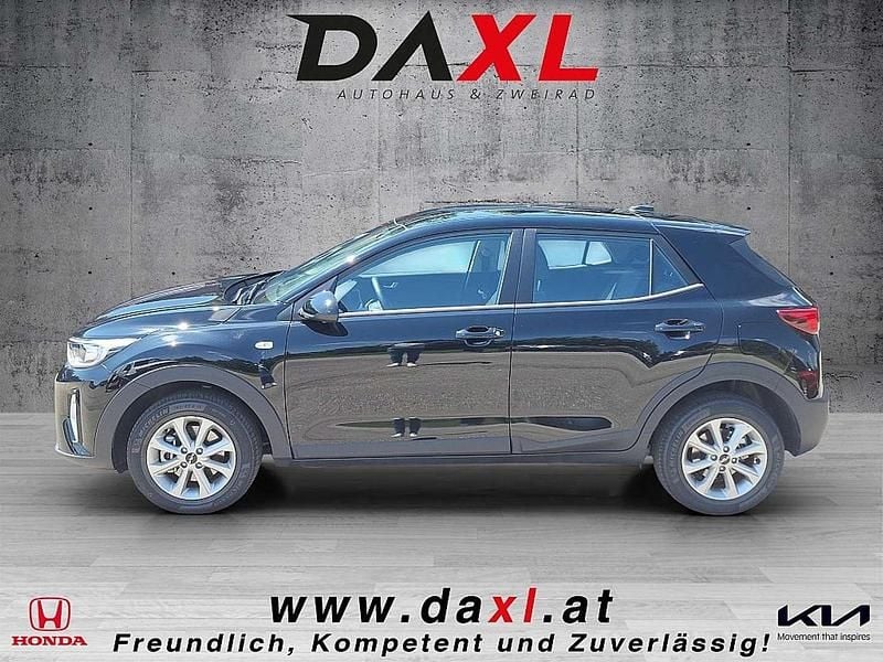 Gebraucht 2023 Kia Stonic 84 PS SUV – 4911 Tumeltsham (Händler) – € 17. ...