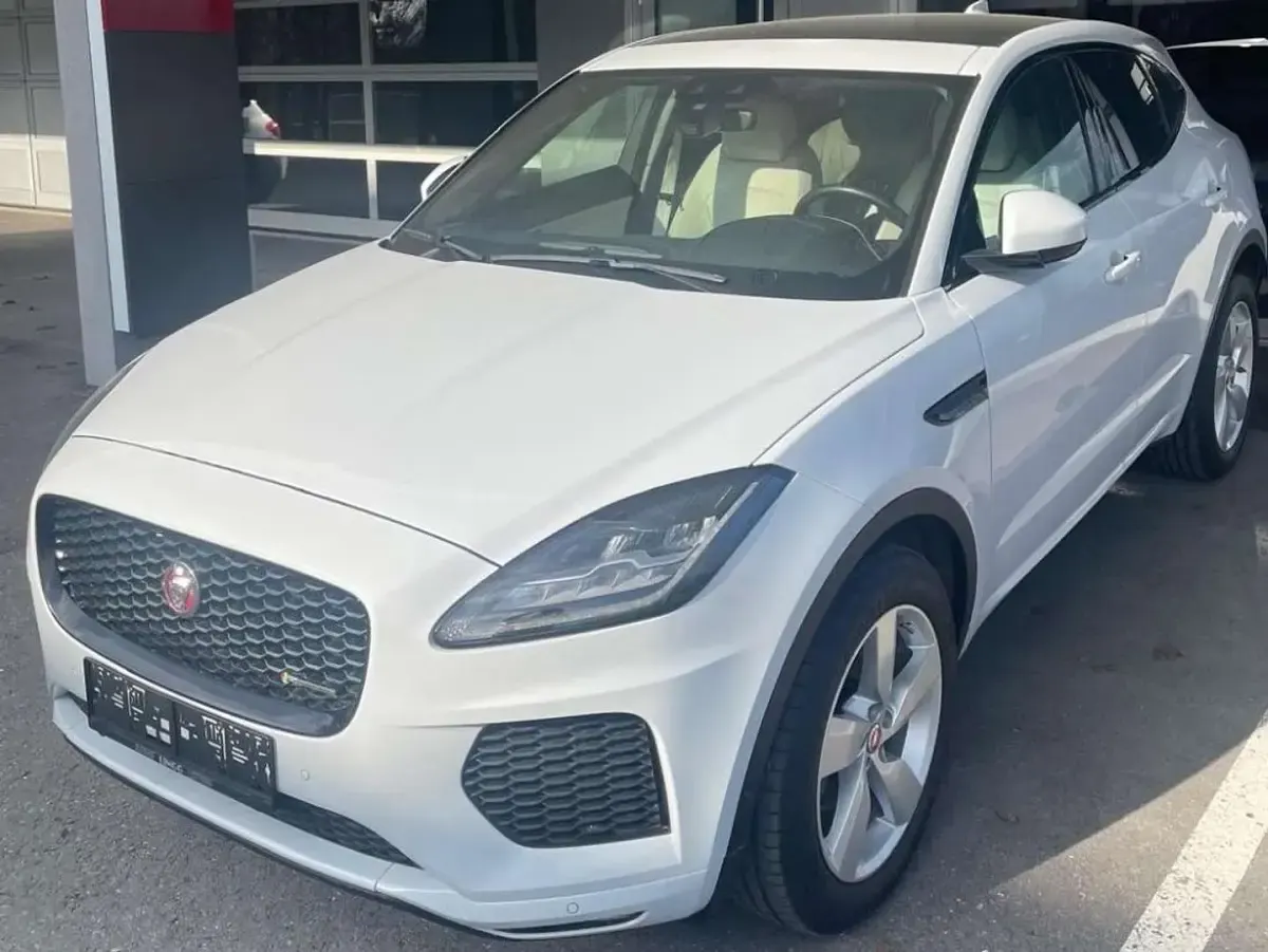 Gebraucht Jaguar E-Pace R-Dynamic 150 PS (2018) in Lustenau - € 25.000 ...