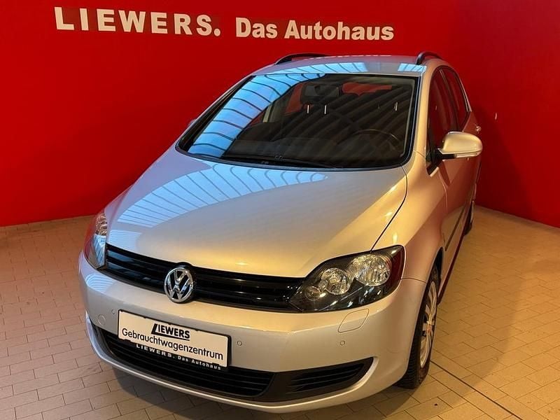 Gebraucht 2010 VW Golf Plus Cross 90 PS Van / Kleinbus – 1100 Wien ...
