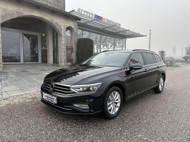 Gebraucht 2021 VW Passat 150 PS Kombi – 4063 Hörsching, AT (Händler ...
