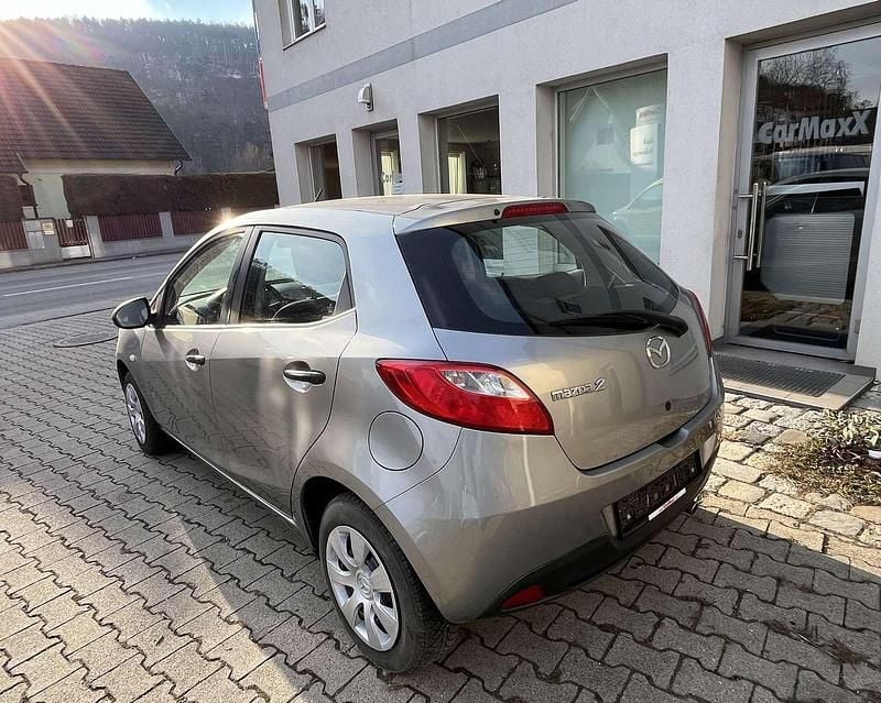 Gebraucht 2009 Mazda 2 75 PS Limousine – 2552 Hirtenberg, AT (Händler ...