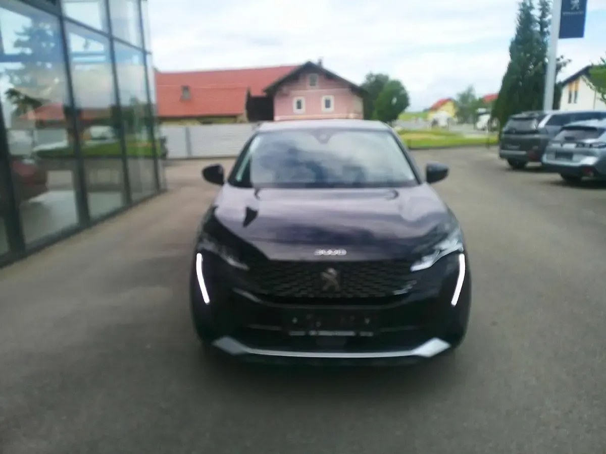 Gebraucht Peugeot 3008 Allure 179 PS (2021) in Lamprechtshausen - € 21. ...