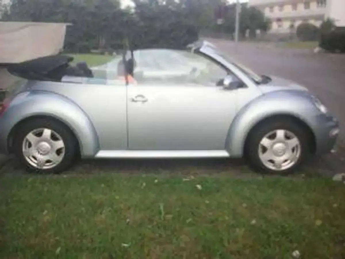 Gebraucht VW Beetle Cabriolet 75 PS (2004) in Bregenz, AT - € 3.500 ...