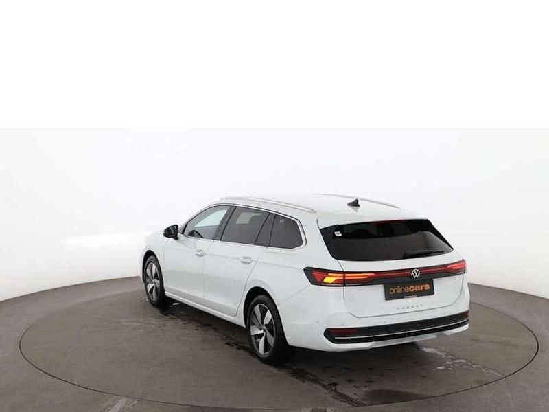 Gebraucht 2025 VW Passat Business 150 PS Kombi – 8143 Dobl bei Lieboch ...