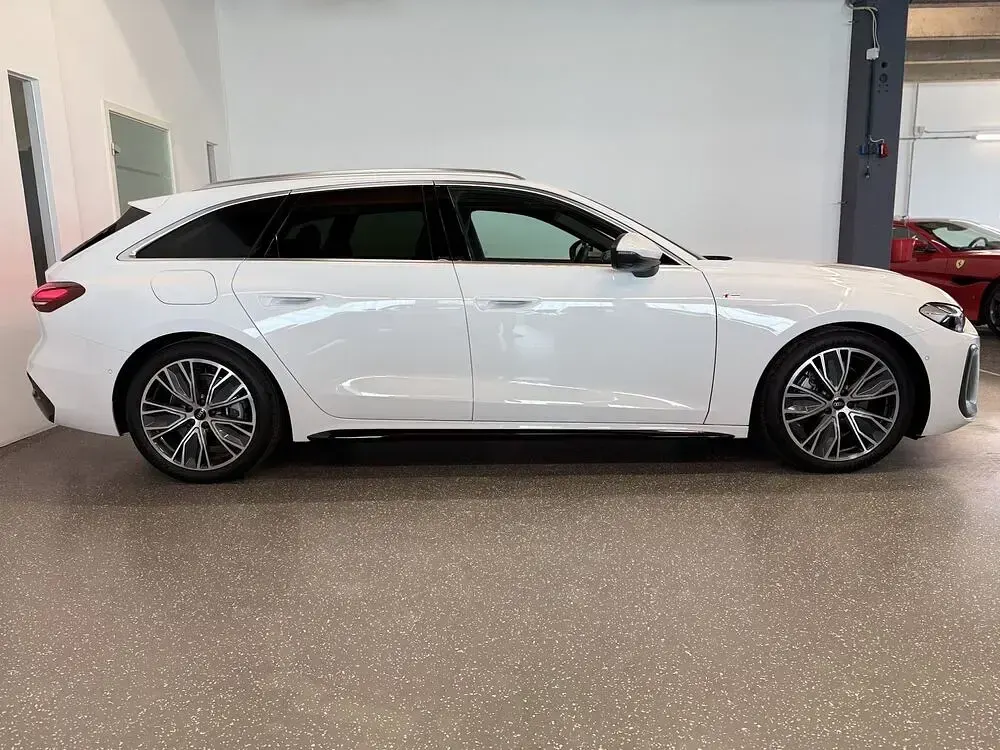 Gebraucht Audi A5 S-Line 204 PS (2025) in Oberösterreich - € 53.990 ...