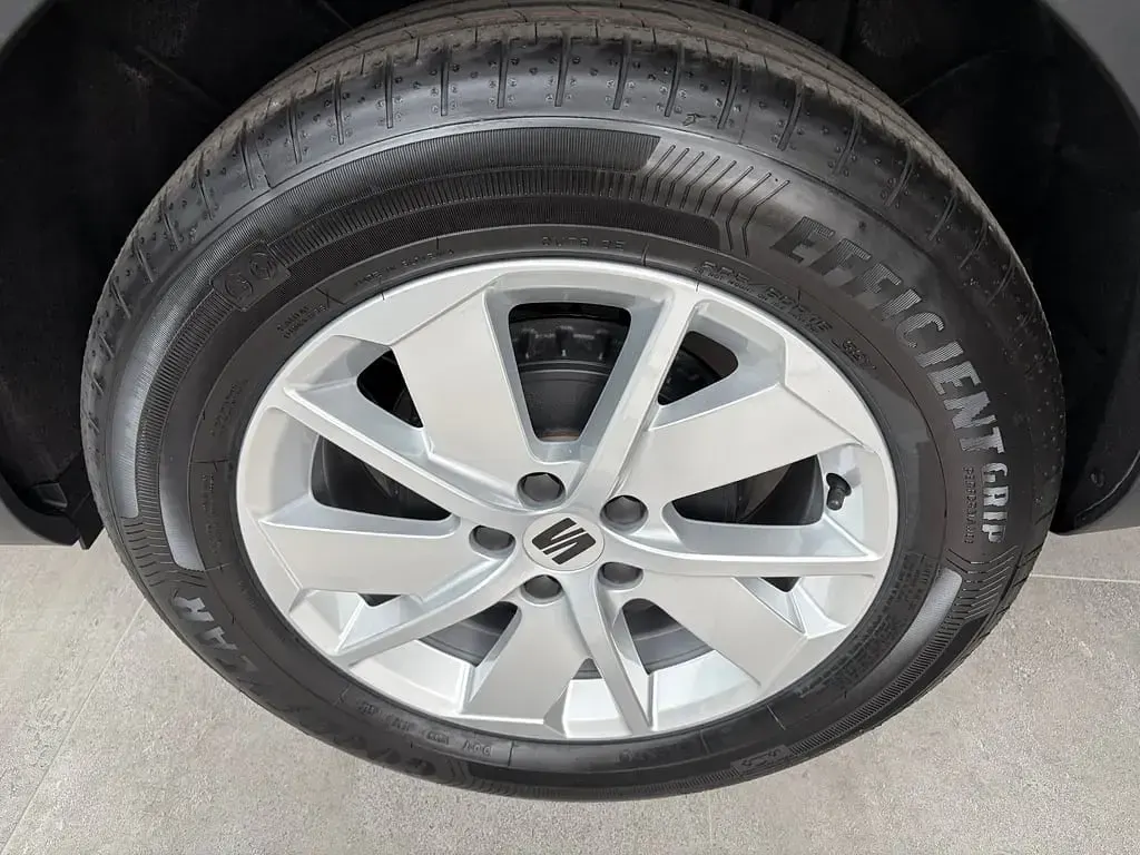 Neu Seat Arona Reference 95 PS (2026) in Oberösterreich - € 19.990 ...