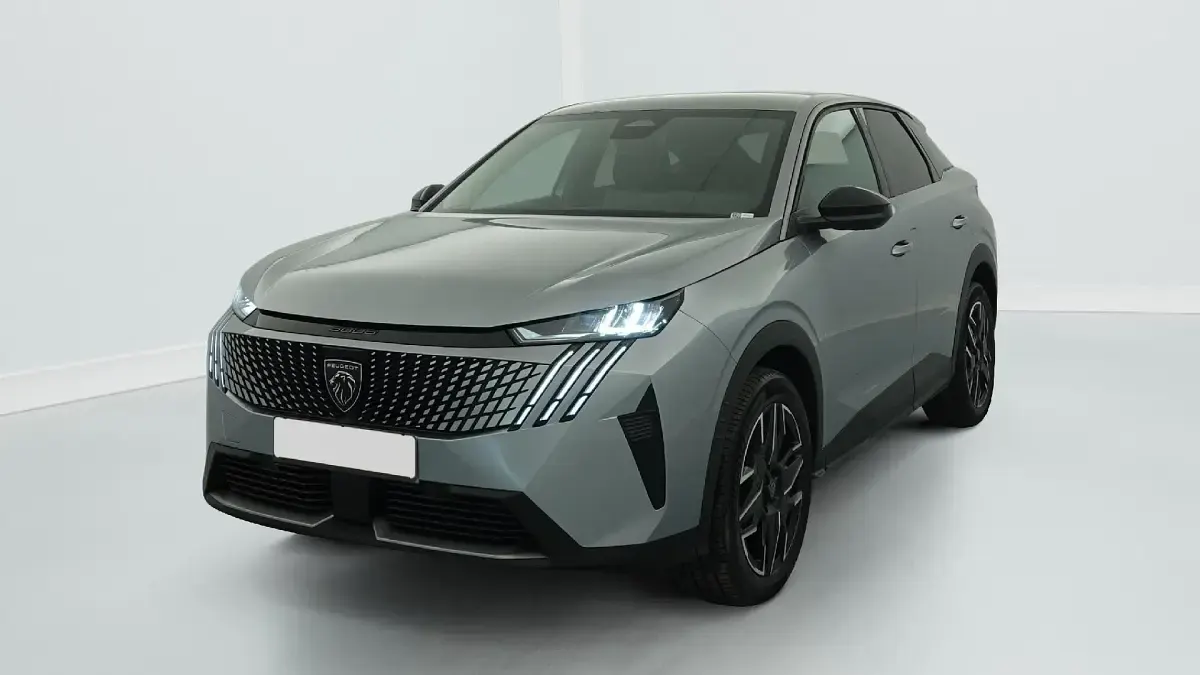 Gebraucht Peugeot 3008 Allure 136 PS (2025) in Altach - € 32.216 ...