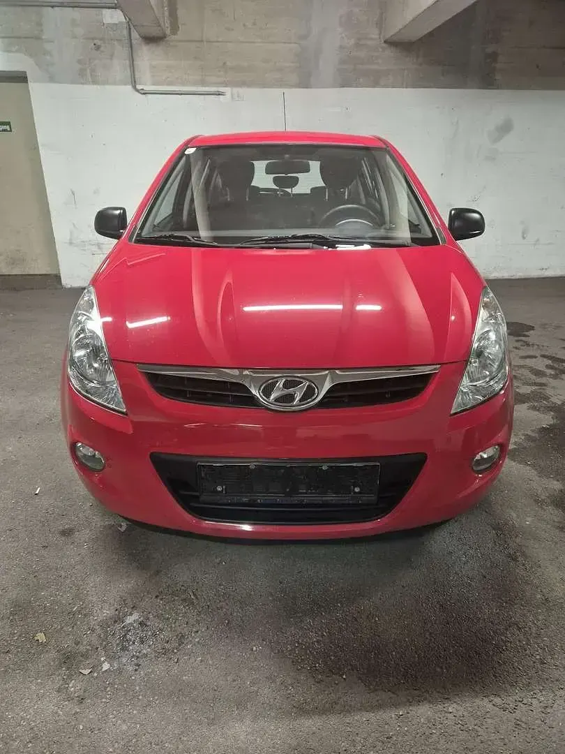 Gebraucht Hyundai i20 Life 77 PS (2012) in Wels, AT - € 3.100 | AutoUncle