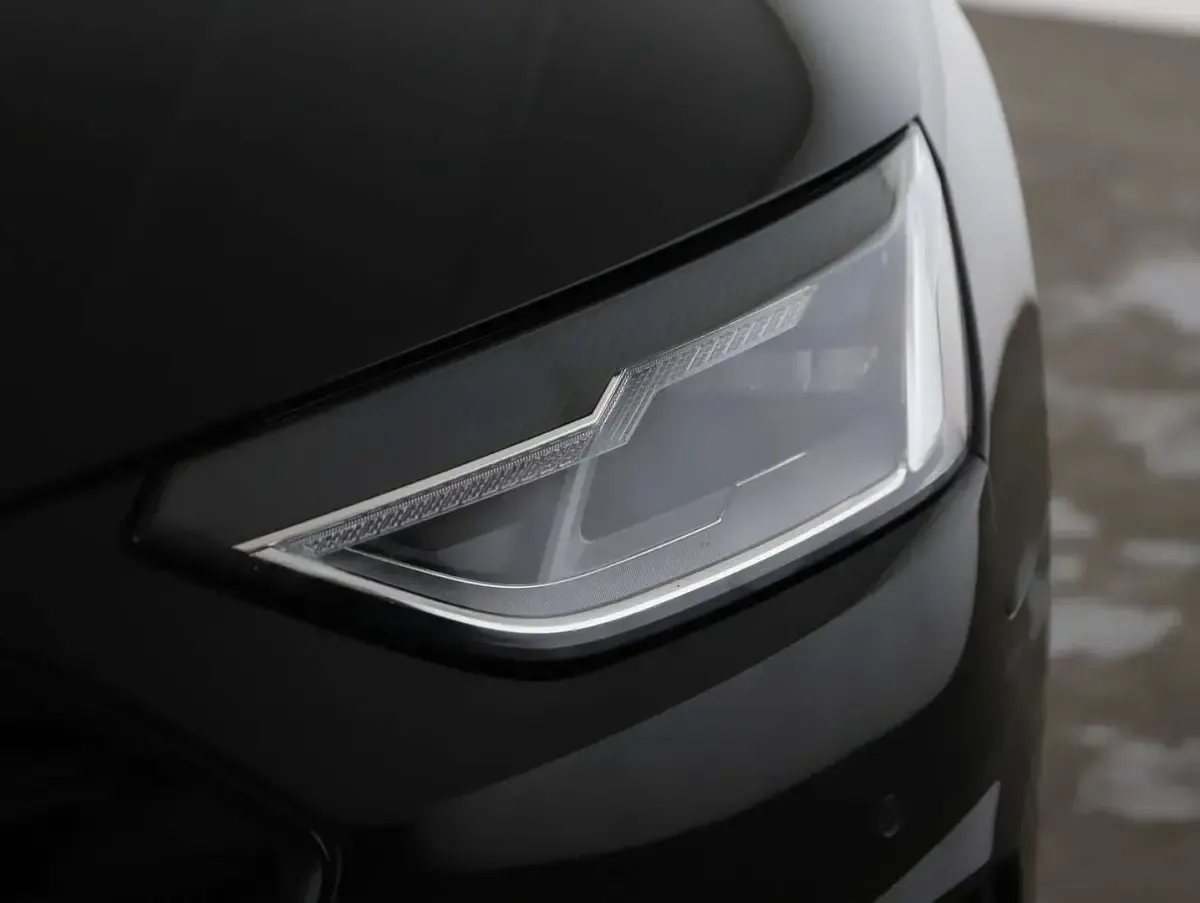 Gebraucht Audi A4 Advanced 204 PS (2022) in Zell am See, AT - € 33.800 ...