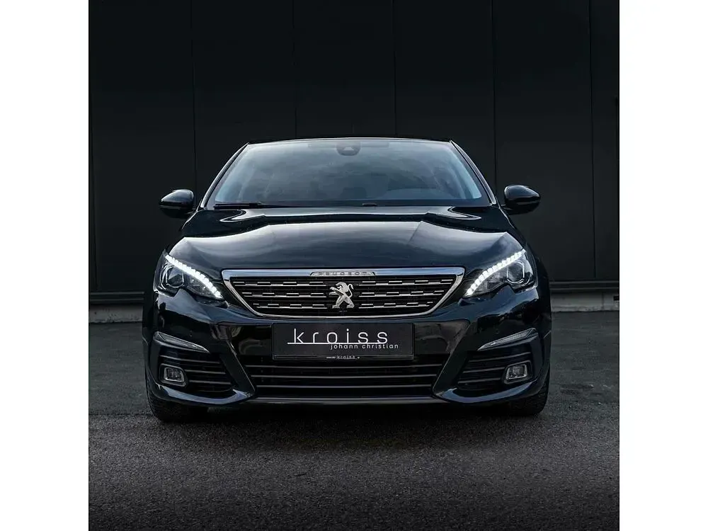 Gebraucht Peugeot 308 Allure 131 PS (2019) in Oberösterreich - € 9.490 ...