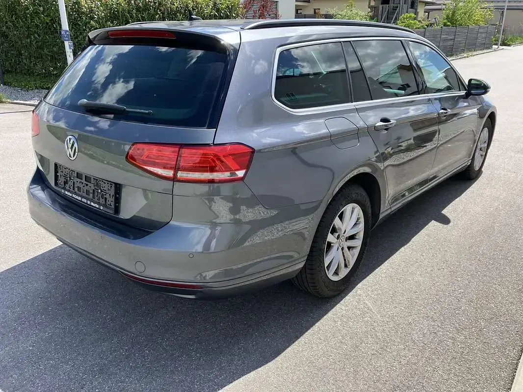 Gebraucht VW Passat Comfortline 150 PS (2016) in Kleinzell im Mühlkreis ...