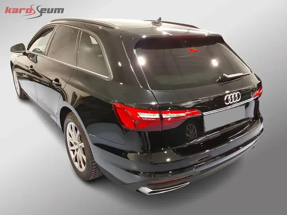 Gebraucht Audi A4 Basis 150 PS (2022) in Oberösterreich - € 22.390 ...