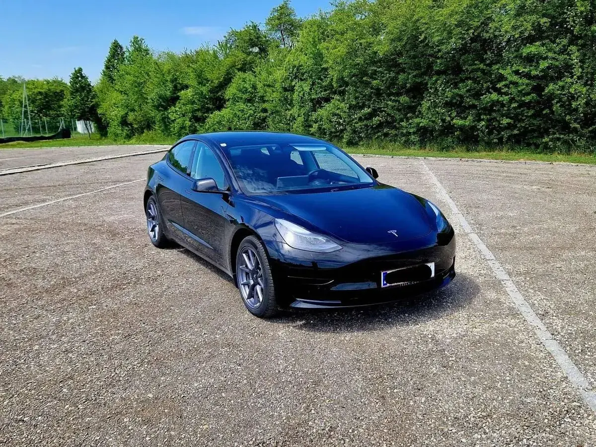 Gebraucht Tesla Model 3 Standard Range 325 PS (2021) in Markersdorf ...