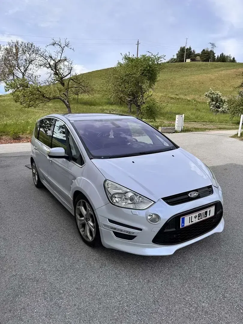 Gebraucht Ford S-MAX Titanium S 163 PS (2011) in Ellbögen, AT - € 9.500 ...