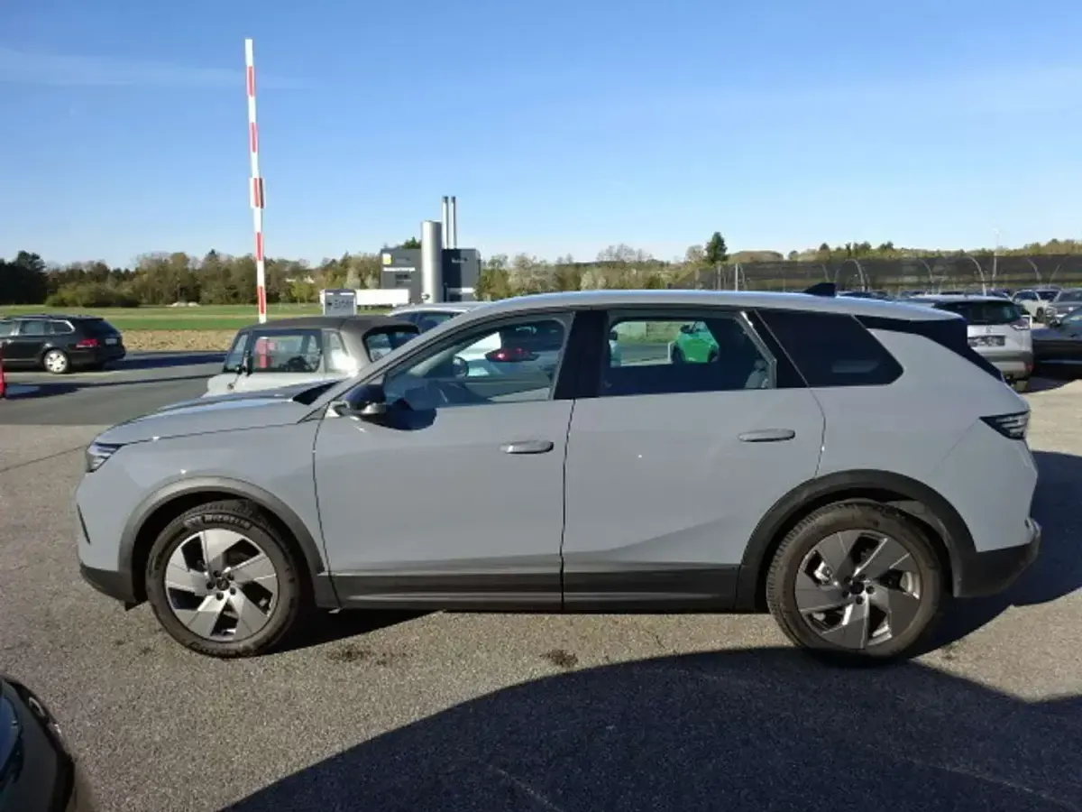 Gebraucht Opel Grandland Electric Edition 136 PS (2025) in Oberwart - € ...