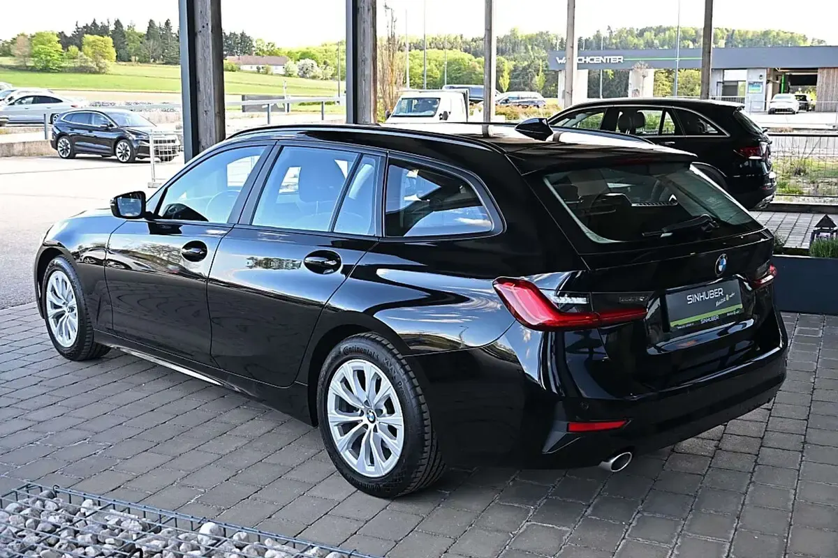 Gebraucht BMW 318 150 PS (2020) in Gföhl - € 23.390 | AutoUncle
