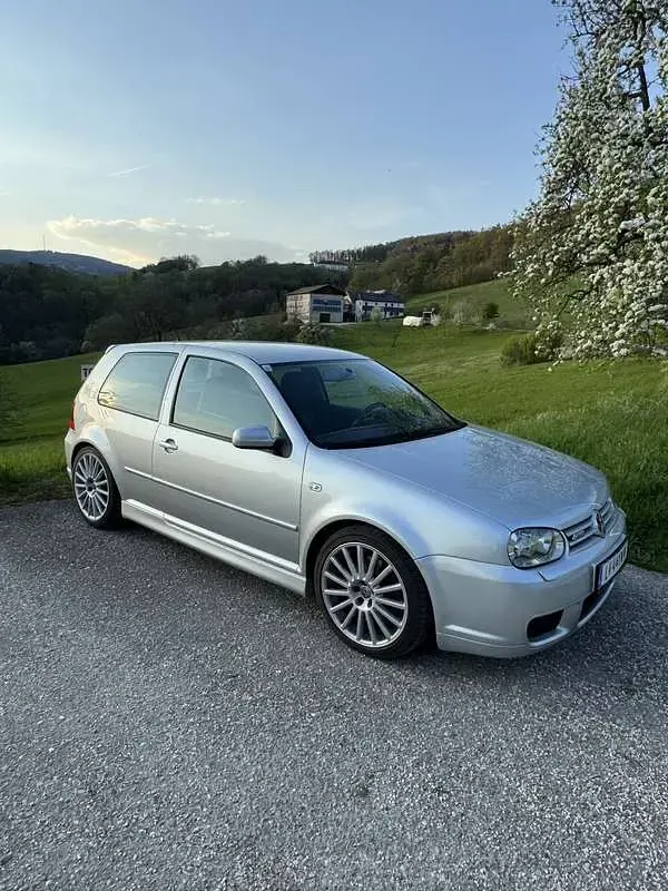 Gebraucht VW Golf IV R 241 PS (2002) in Linz, AT - € 35.900 | AutoUncle