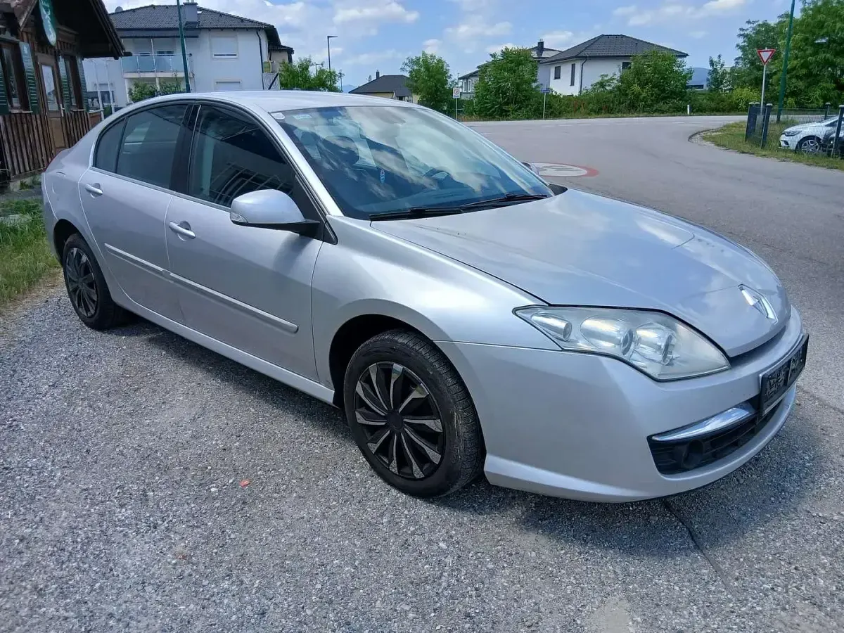 Gebraucht Renault Laguna III Dynamique 150 PS (2008) in Sollenau - € 2. ...