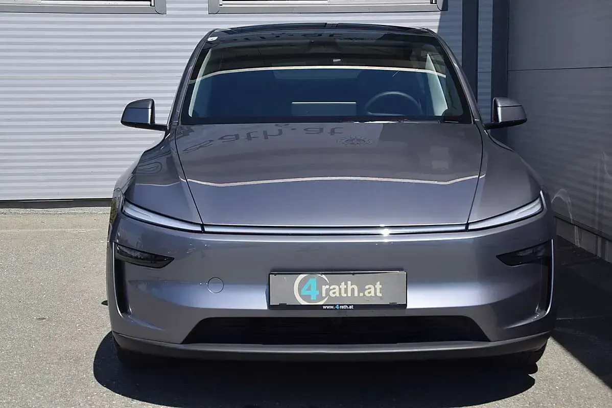 Gebraucht Tesla Model Y Long Range AWD 514 PS (2025) in Ilz, AT - € 53. ...