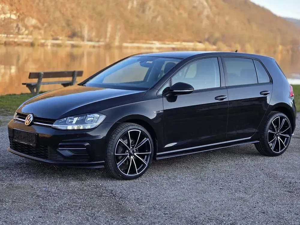 Gebraucht VW Golf VII R-line 116 PS (2018) in Oberösterreich - € 14.999 ...