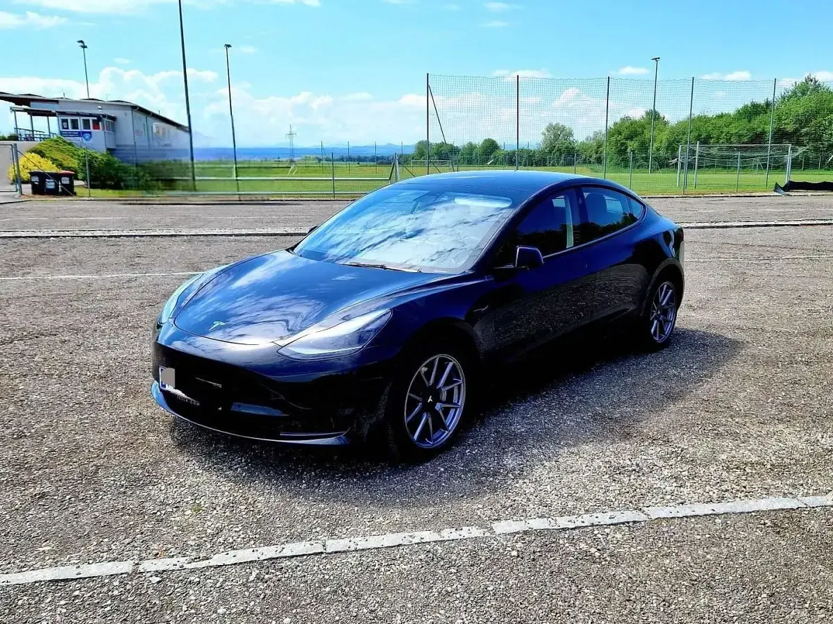 Gebraucht Tesla Model 3 Standard Range 325 PS (2021) in Markersdorf ...