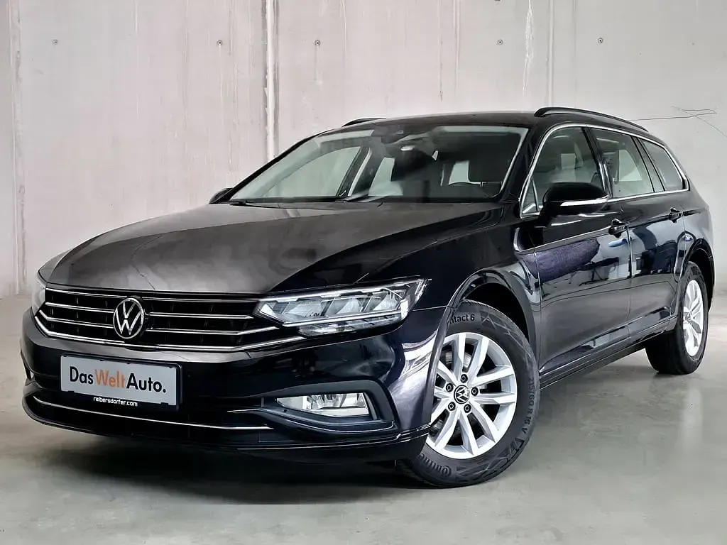 Gebraucht VW Passat Business 150 PS (2022) in Munderfing - € 23.390 ...