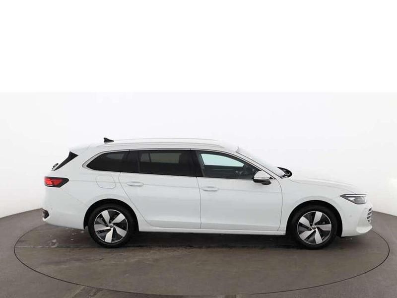 Gebraucht 2025 VW Passat Business 150 PS Kombi – 8143 Dobl bei Lieboch ...