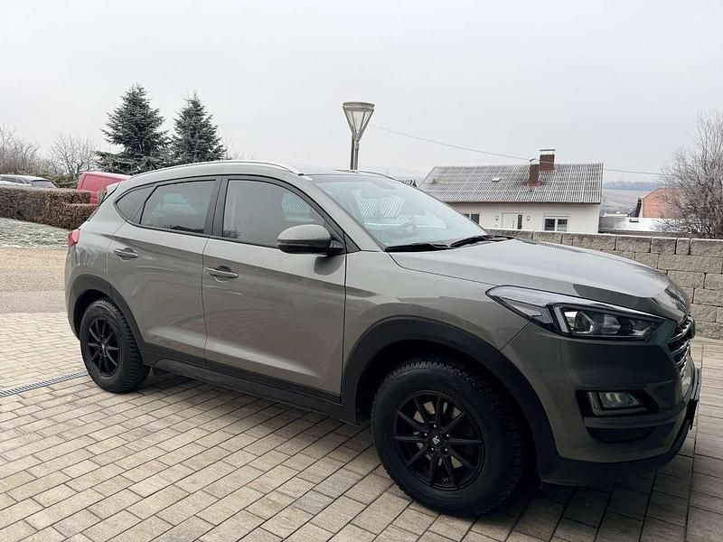 Gebraucht 2019 Hyundai Tucson 132 PS SUV – 7032 Sigleß (Händler) – € 16 ...