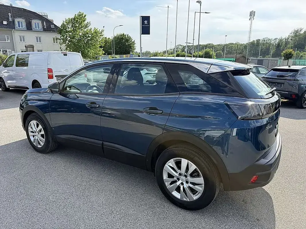 Gebraucht Peugeot 3008 Active 131 PS (2022) in Gänserndorf, AT - € 18. ...