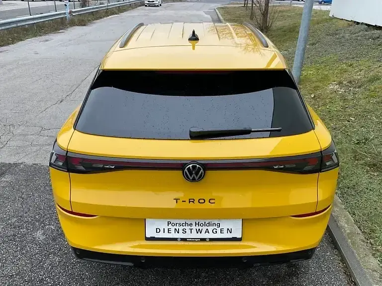 Neu VW T-Roc Cabriolet R-line 150 PS (2025) in Zell am See - € 37.890 ...