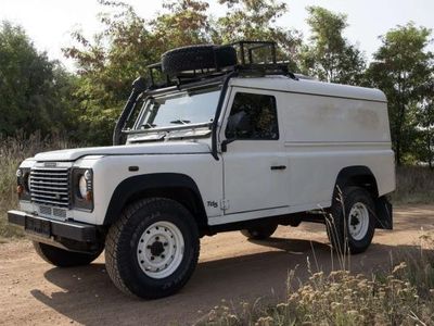 Land Rover Defender gebraucht: 100+ Günstige Angebote - AutoUncle