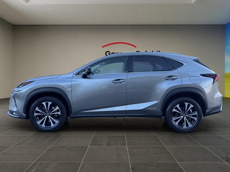 Gebraucht 2021 Lexus NX300h 197 PS SUV – 6340 Baar (Händler) – CHF 33 ...