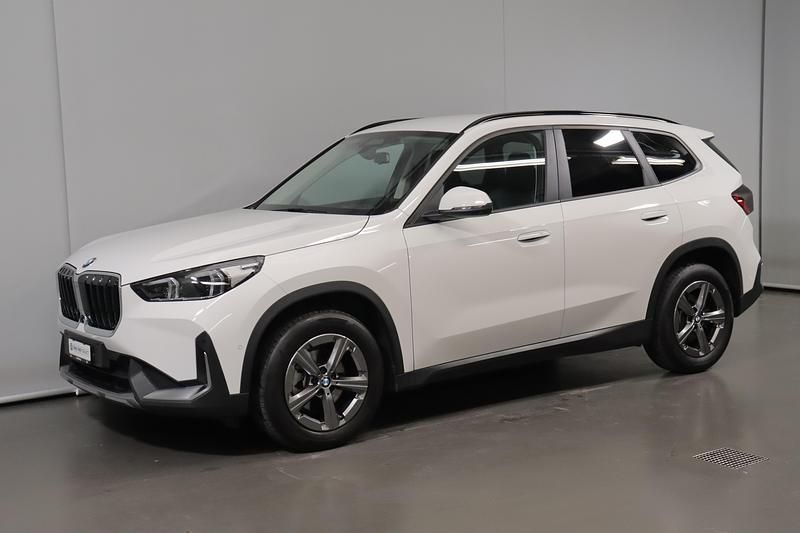 Gebraucht 2023 BMW X1 Shadowline 163 PS SUV – 3110 Münsingen (Händler ...