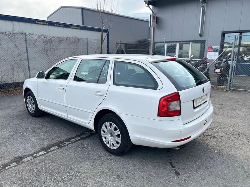 Gebraucht 2010 Skoda Octavia Adventure 160 PS Kombi – 7320 Sargans ...