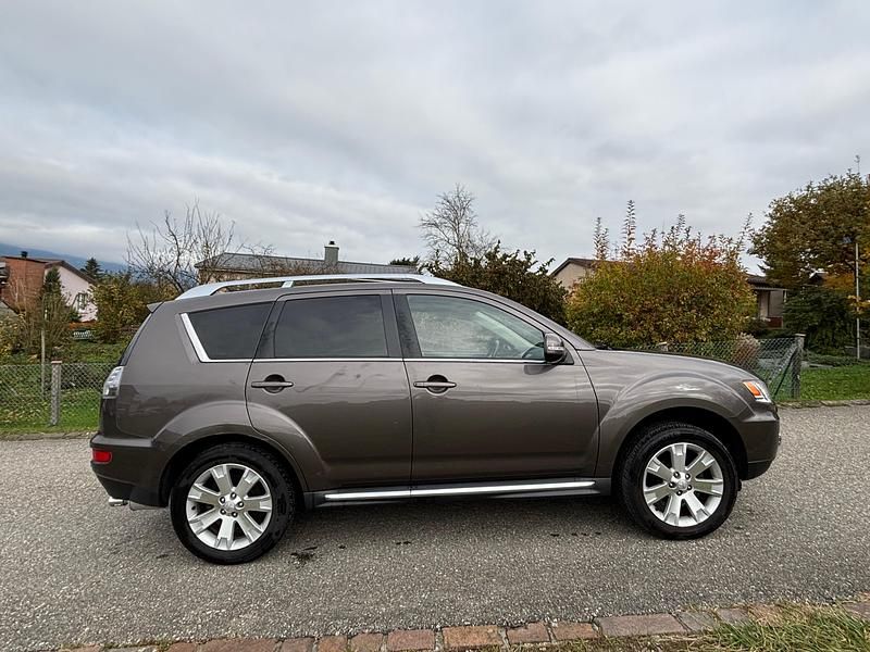 Gebraucht 2010 Mitsubishi Outlander Intense 156 PS SUV – 4466 Ormalingen (Händler) – CHF 7’800 ...